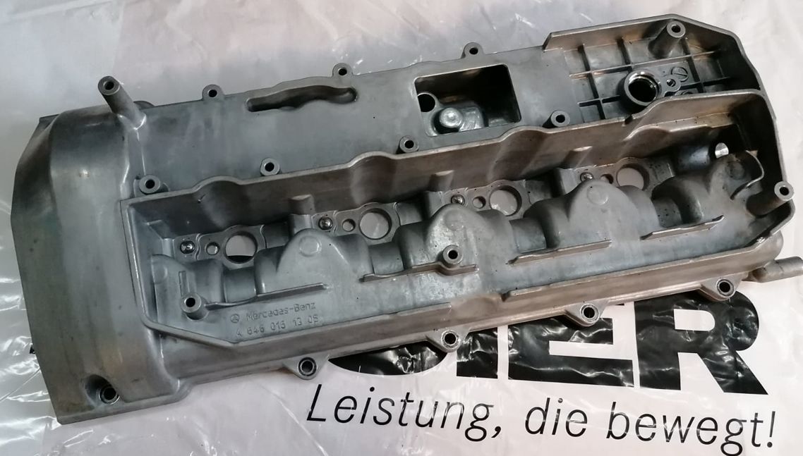 Mercedes-Benz Zylinderkopfhaube für OM646 A6460101330...